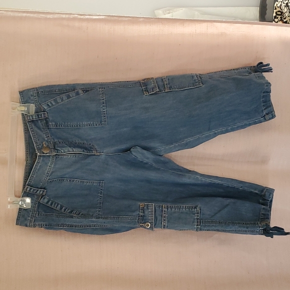 Riders by Lee | Pants & Jumpsuits | Riders By Lee Cargo Capris | Poshmark